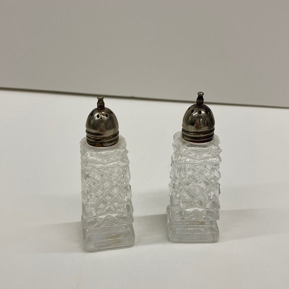 Kitchen | Vintage Salt Pepper Shakers Leonard | Poshmark